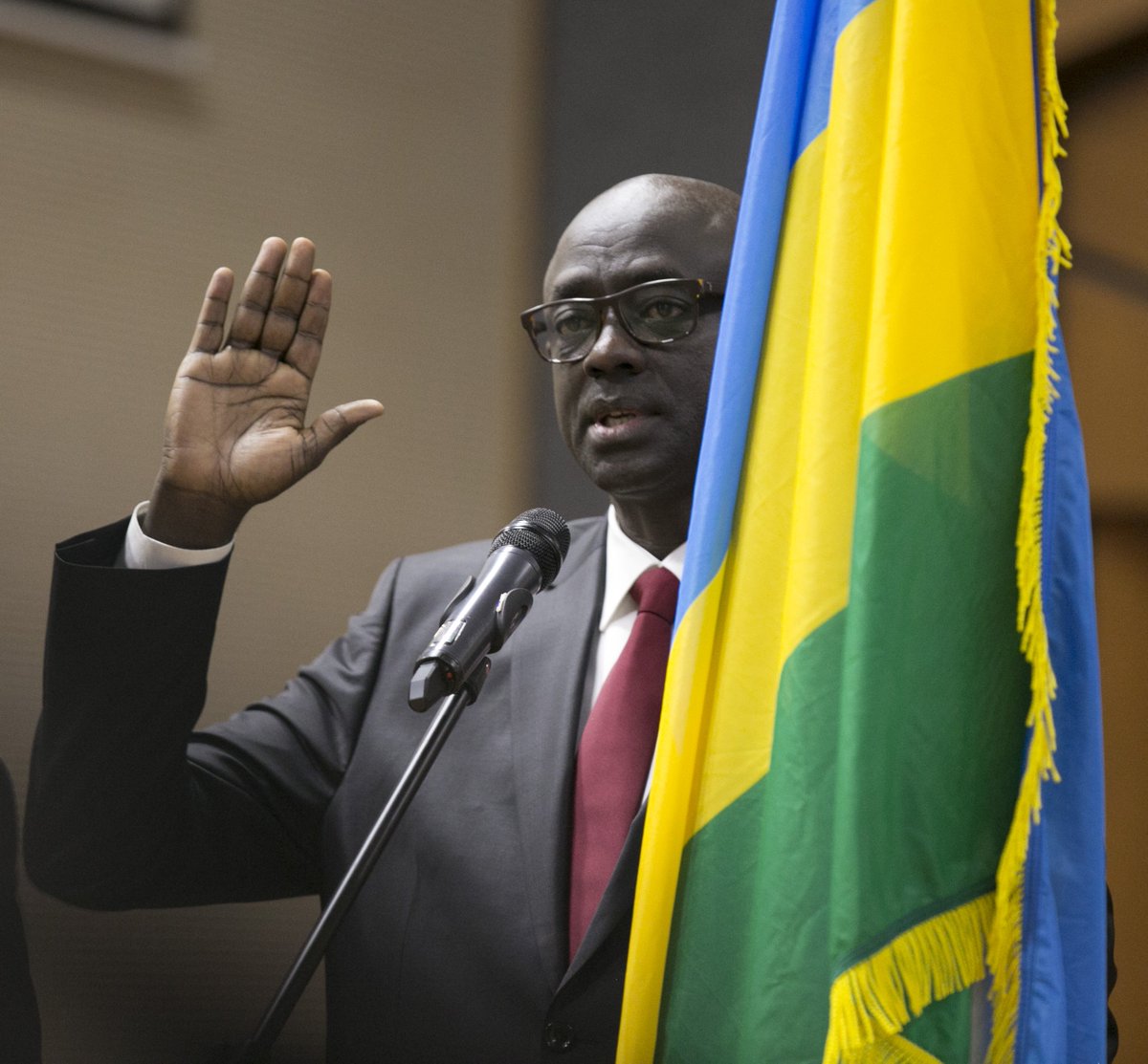 Dr. Bizimana Yagizwe Minisitiri w’Ubumwe Bw’Abanyarwanda, Busingye ...